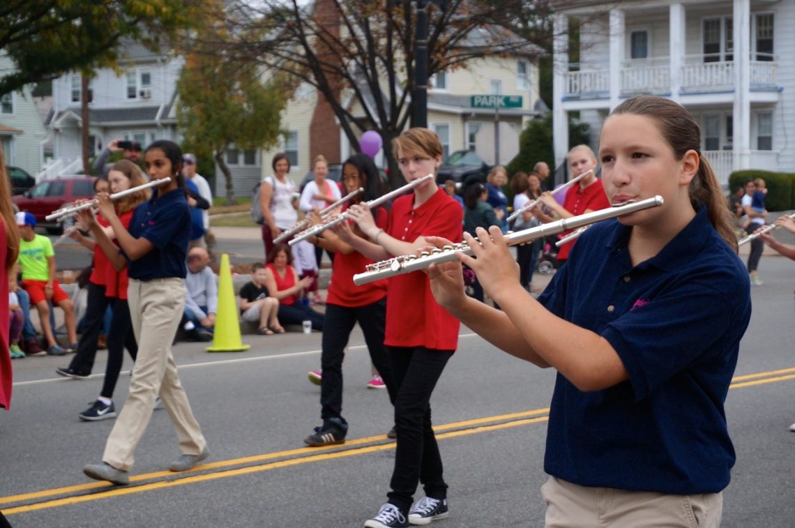West Hartford Turns Out in Force for Annual Park Road Parade - We-Ha ...