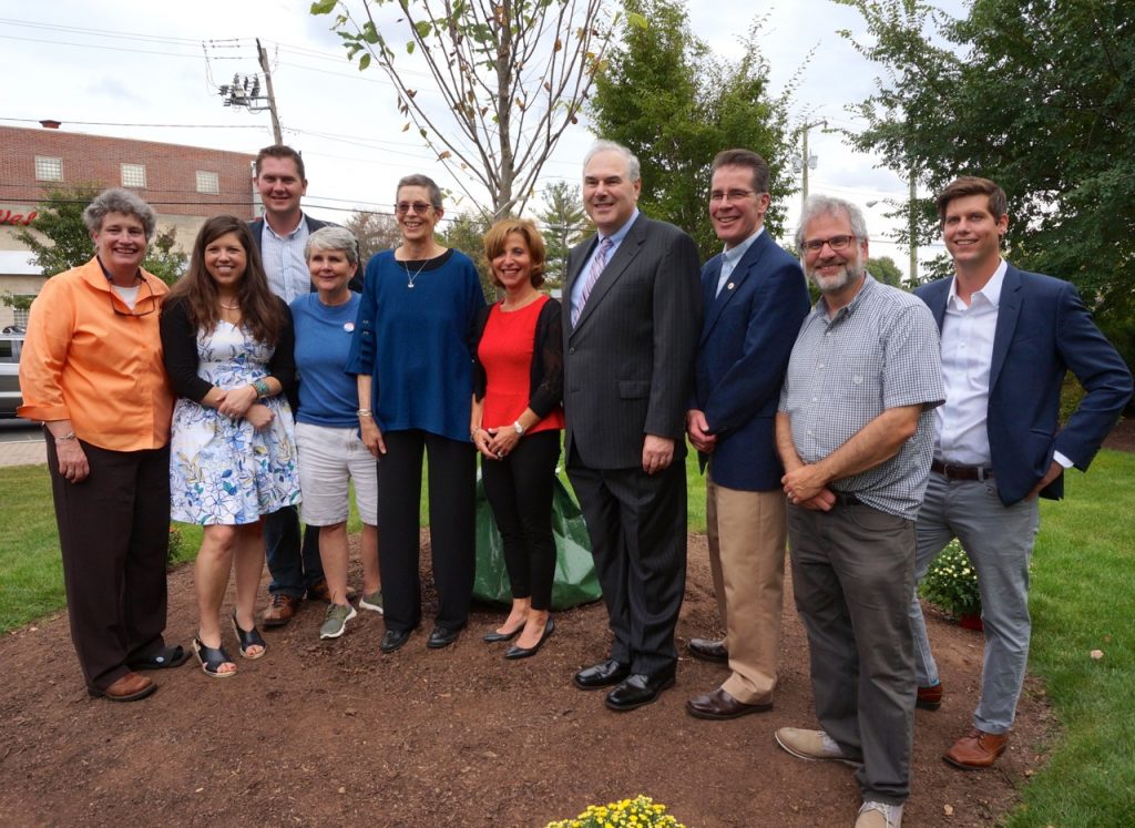 'Tracey's Tree' Dedicated in Honor of West Hartford Historian and ...