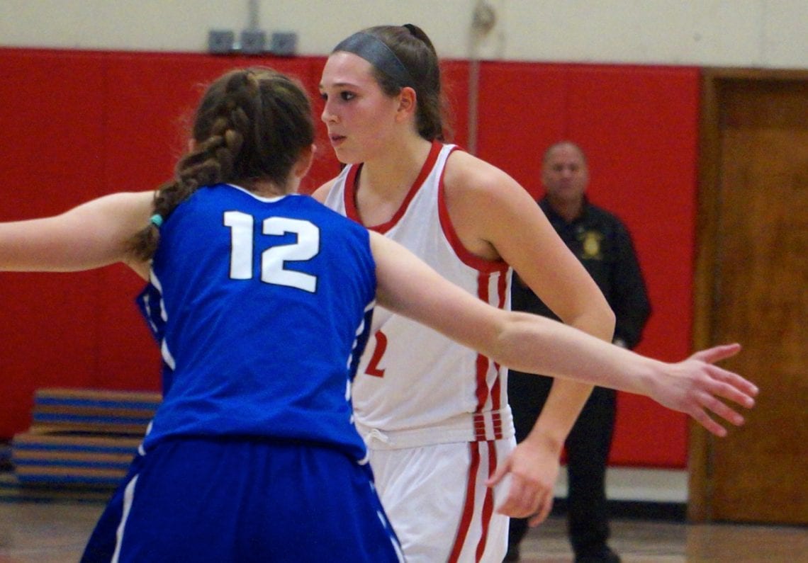 delaney connors guarded by maddie mandyck - We-Ha | West Hartford News