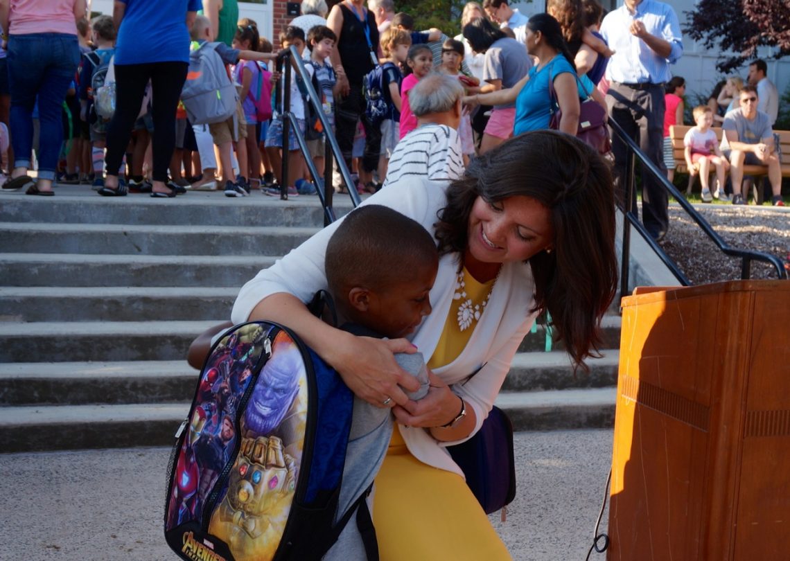 West Hartford Students Return to School - We-Ha | West Hartford News