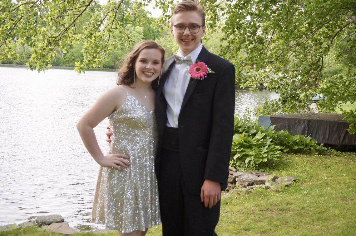 Conard High School Senior Prom: Photo Gallery - We-Ha | West Hartford News