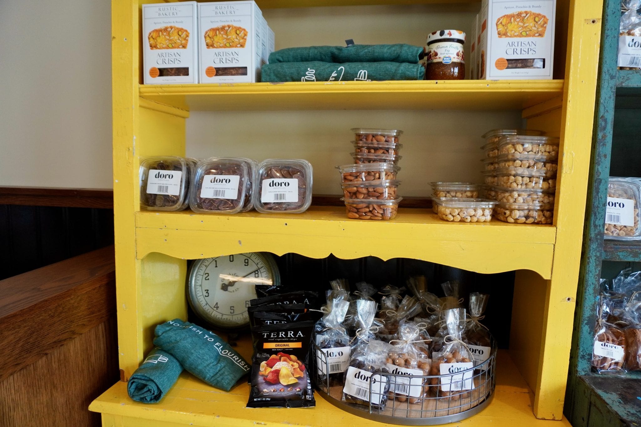DORO Marketplace Brings European-Style Market and Cafe to West Hartford ...