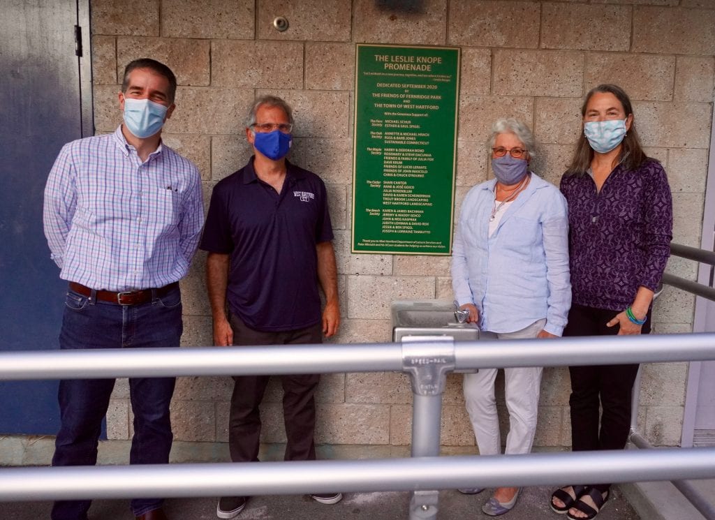 'Leslie Knope Promenade' Dedicated at West Hartford's Fernridge Park ...