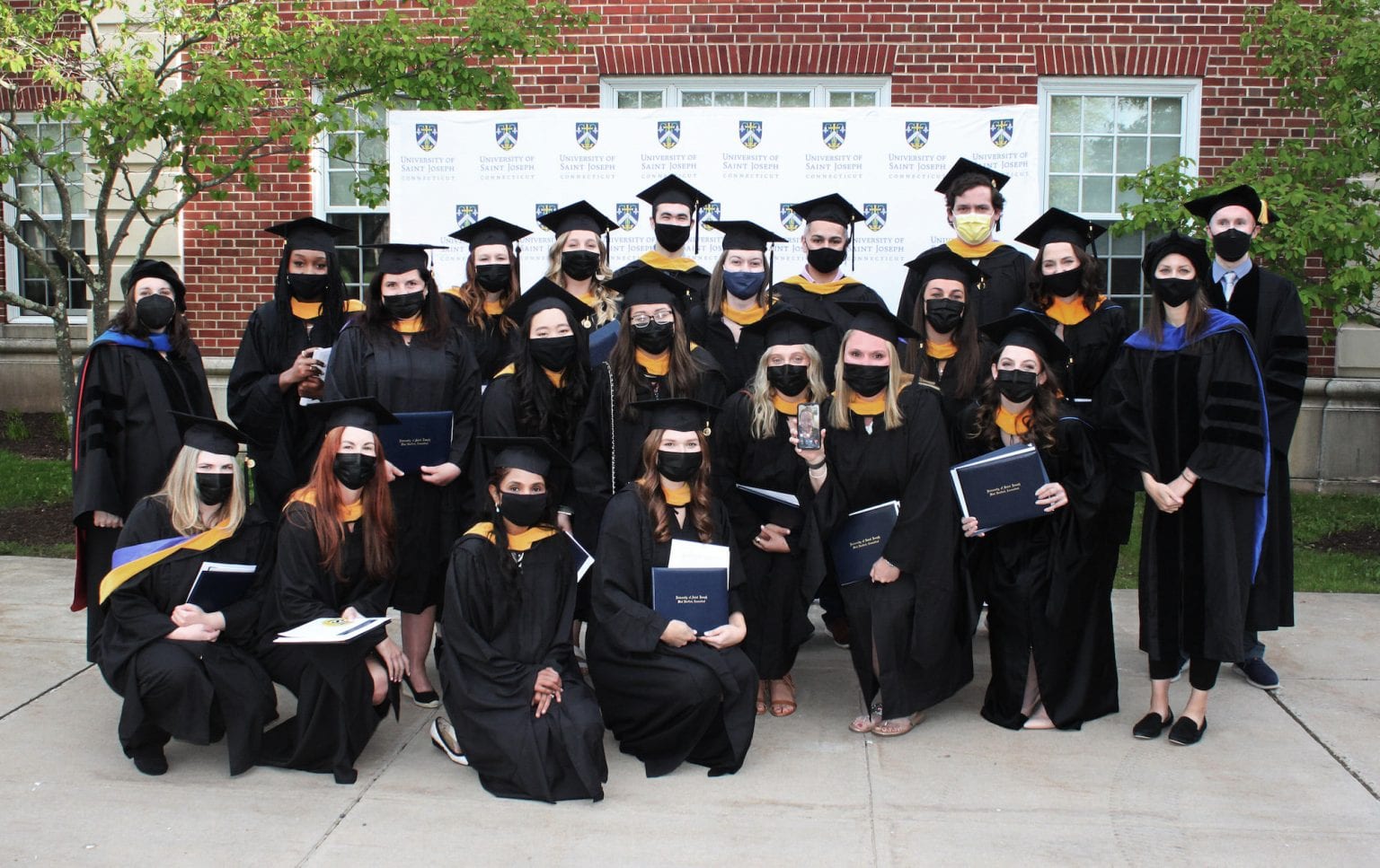 University of Saint Joseph Celebrates 86th Commencement - We-Ha | West ...