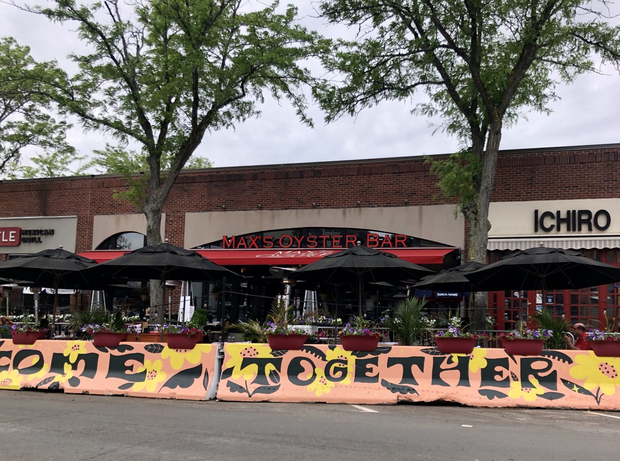 Max Restaurant Group Founder Rich Rosenthal Retires, Sells Ownership to ...