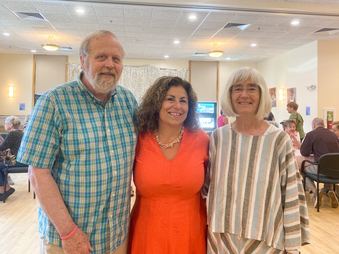West Hartford Senior Center Director Retires After 33 Years - We-Ha ...