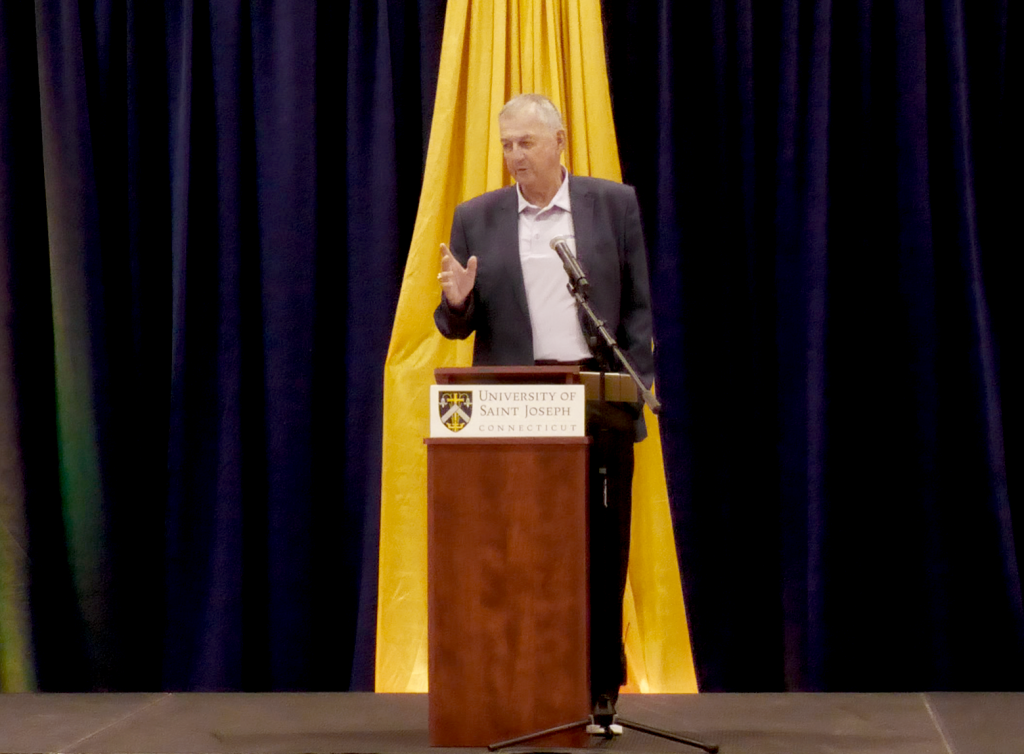 Gymnasium at USJ in West Hartford Named in Honor of Jim Calhoun - We-Ha ...