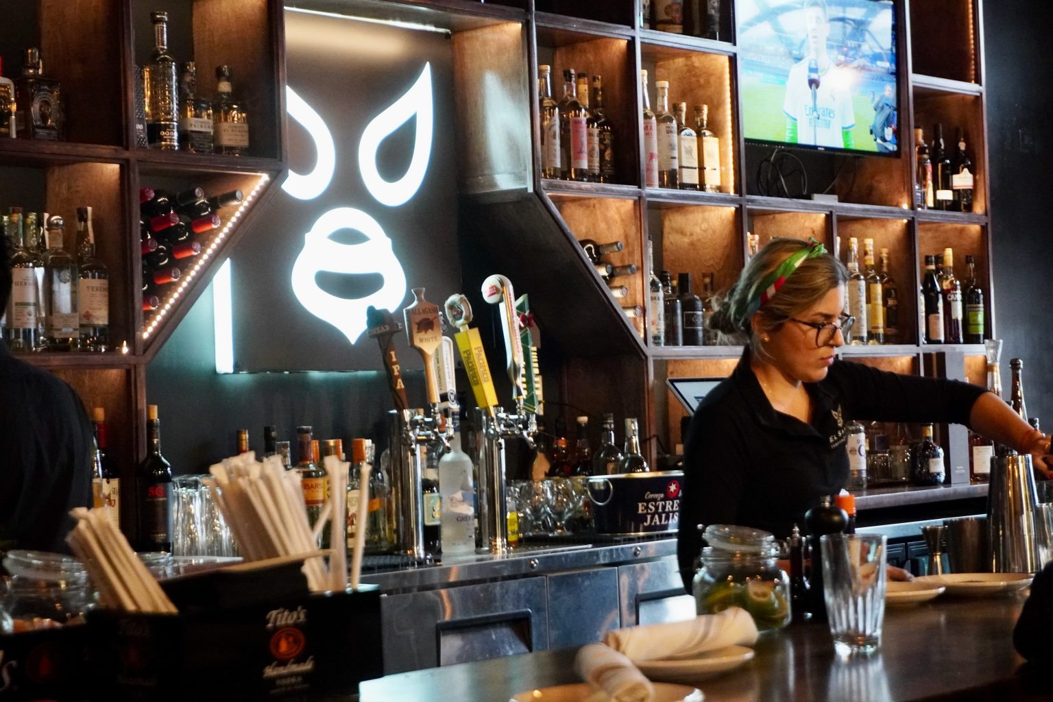 El Santo Sets New Scene for Mexican Dining in West Hartford Center - We ...