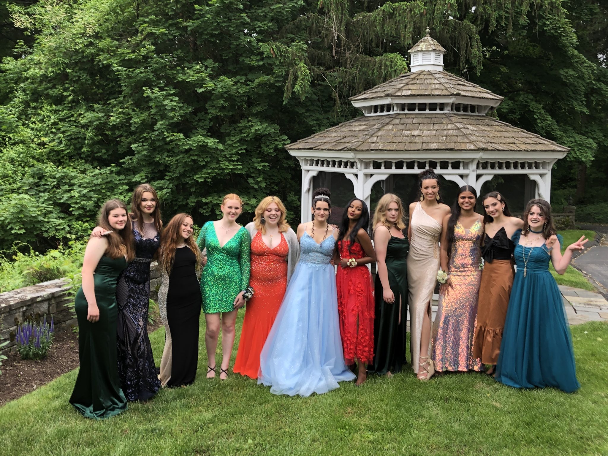 Conard High School Senior Prom: Photo Gallery - We-Ha | West Hartford News