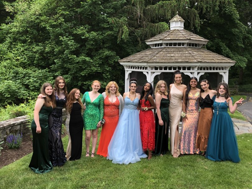 Conard High School Senior Prom: Photo Gallery - We-Ha | West Hartford News