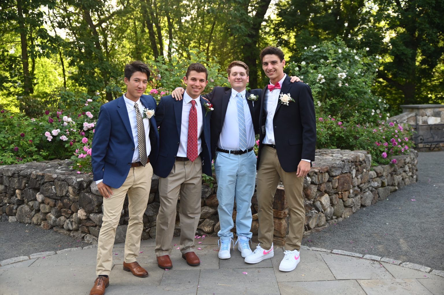 Hall High School Senior Prom: Photo Gallery - We-Ha | West Hartford News