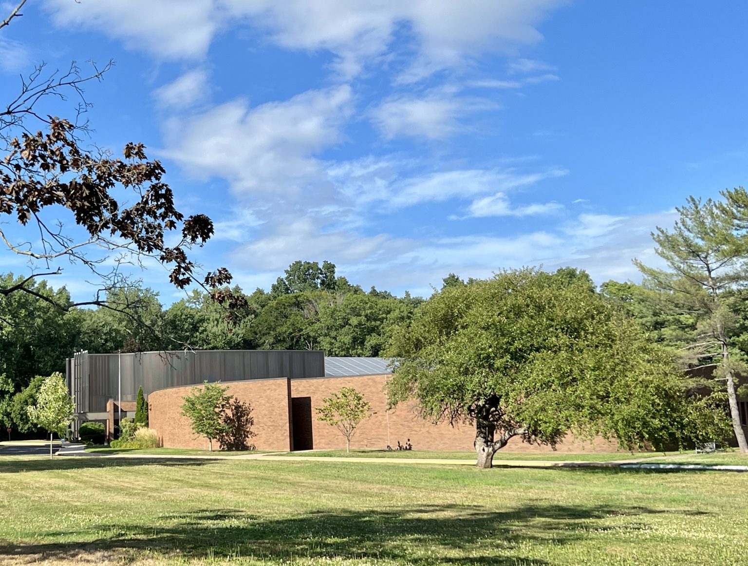 Emanuel Synagogue Names Religious School in Honor of Holocaust ...