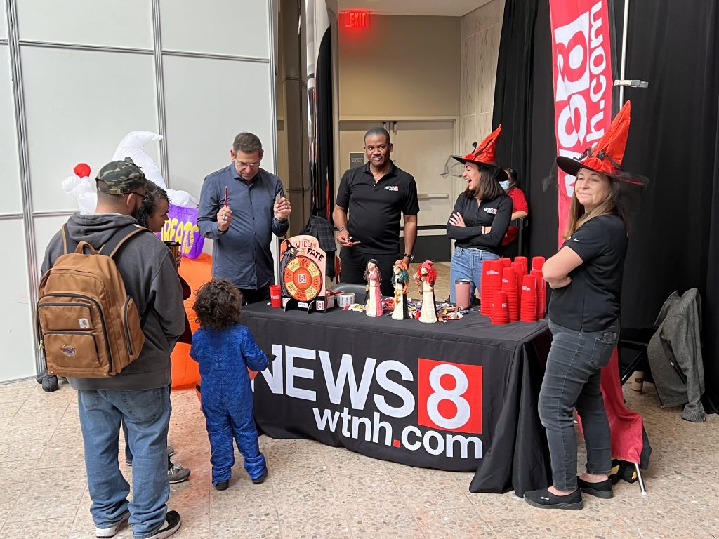 US Standard Size Plate Frame Front Rear Red Aluminum Alloy License ...