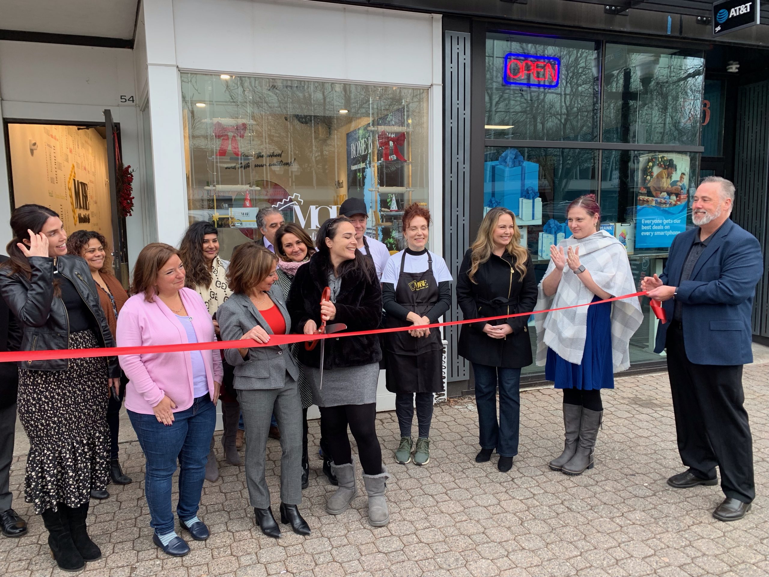 more italian pasta ribbon cutting tony sisti - We-Ha | West Hartford News