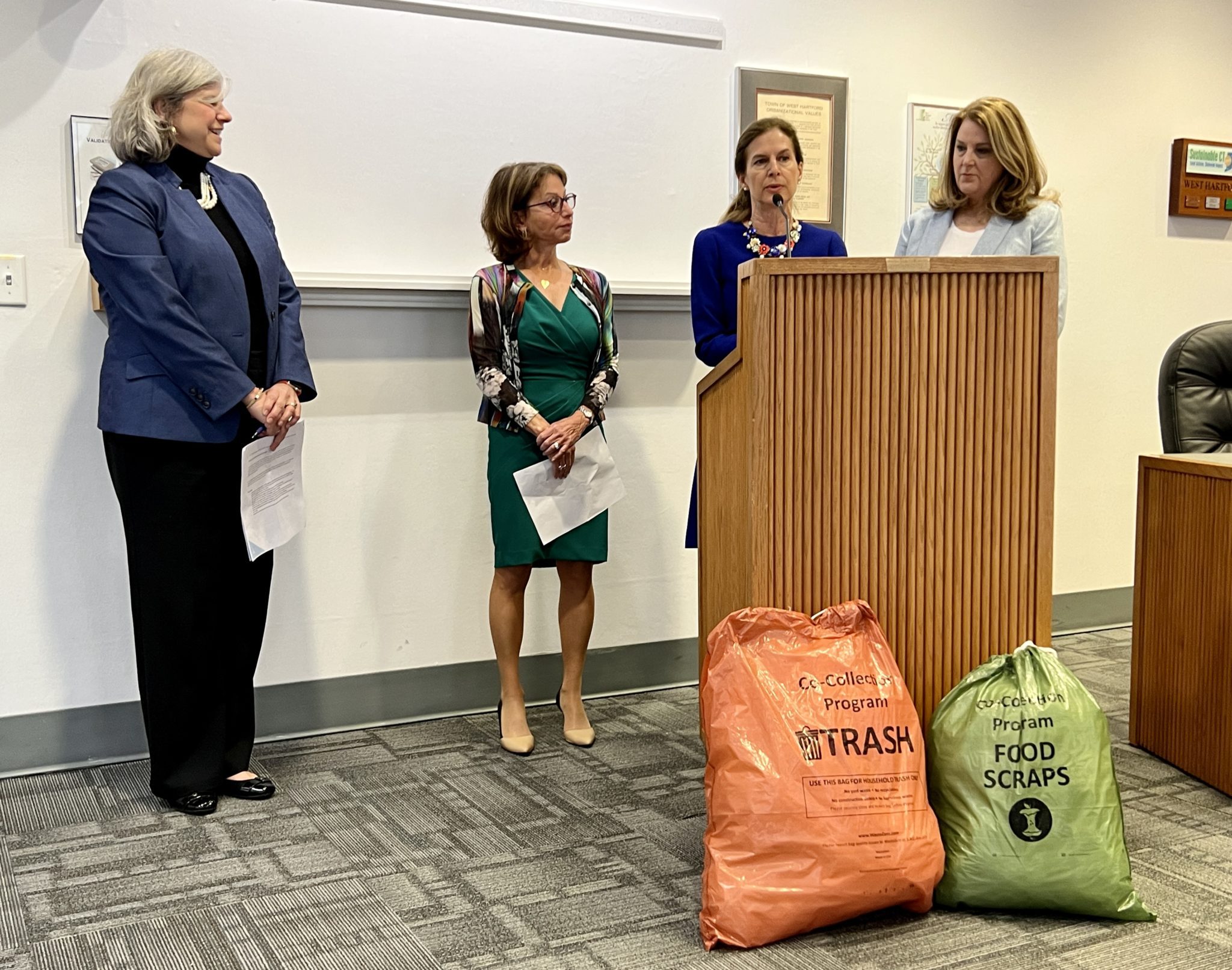 West Hartford's Food Scrap Recycling Pilot Highlighted as 'Earth Week ...