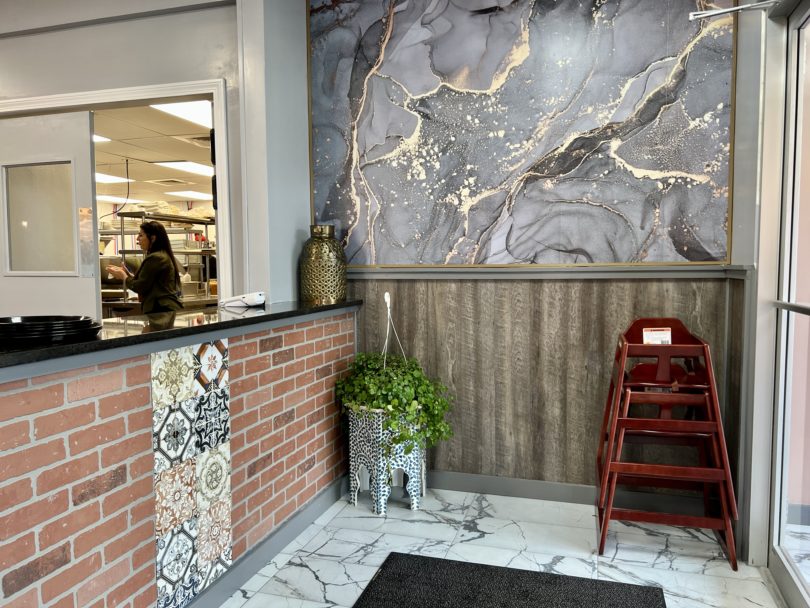 Zaytoon Mediterranean Kitchen Opens in Elmwood - We-Ha | West Hartford News