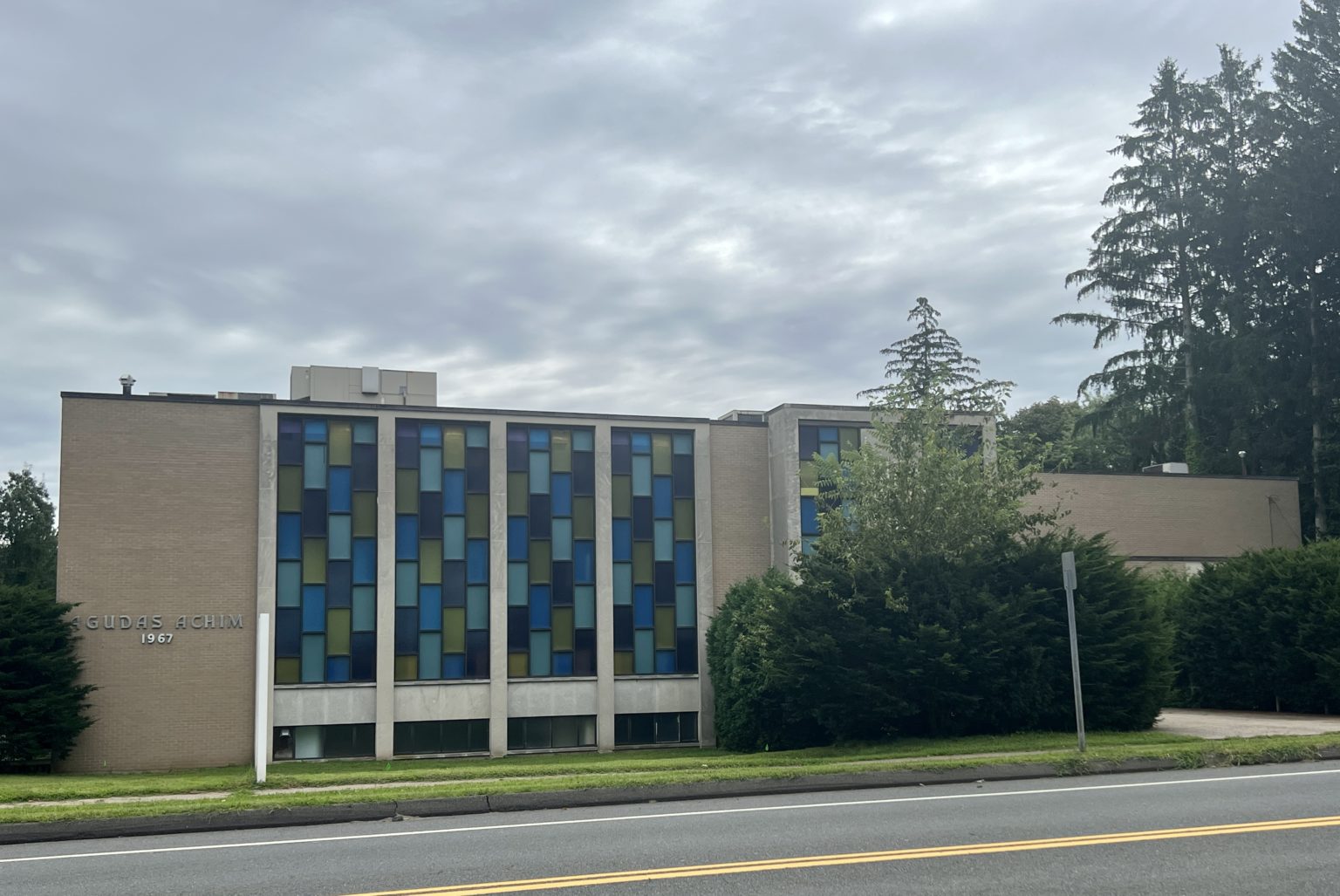 With Emotions on Display, West Hartford Town Council Approves ...