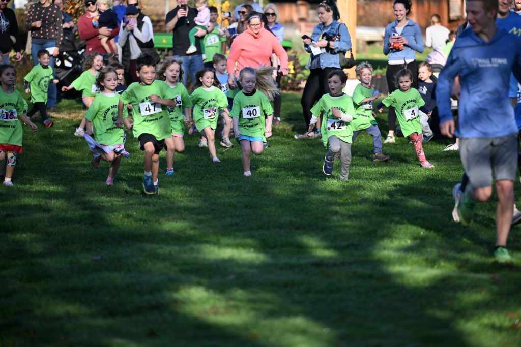 Hundreds Enjoy Westmoor Park 'Rockin' Rooster' Fun Run - We-Ha | West ...