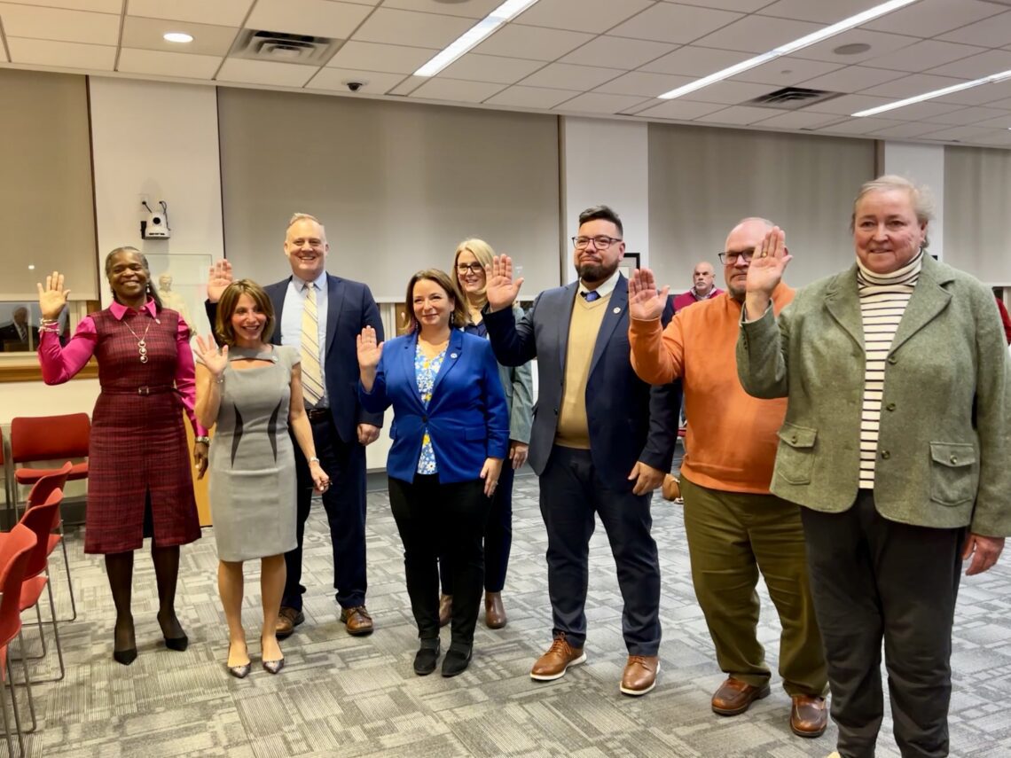 West Hartford Town Council Officially Elects Mayor, Deputy Mayor - We ...