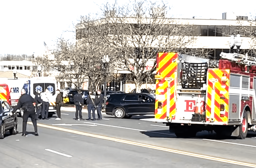 West Hartford PD: Pedestrian Struck by Vehicle in Bishops Corner Issued ...