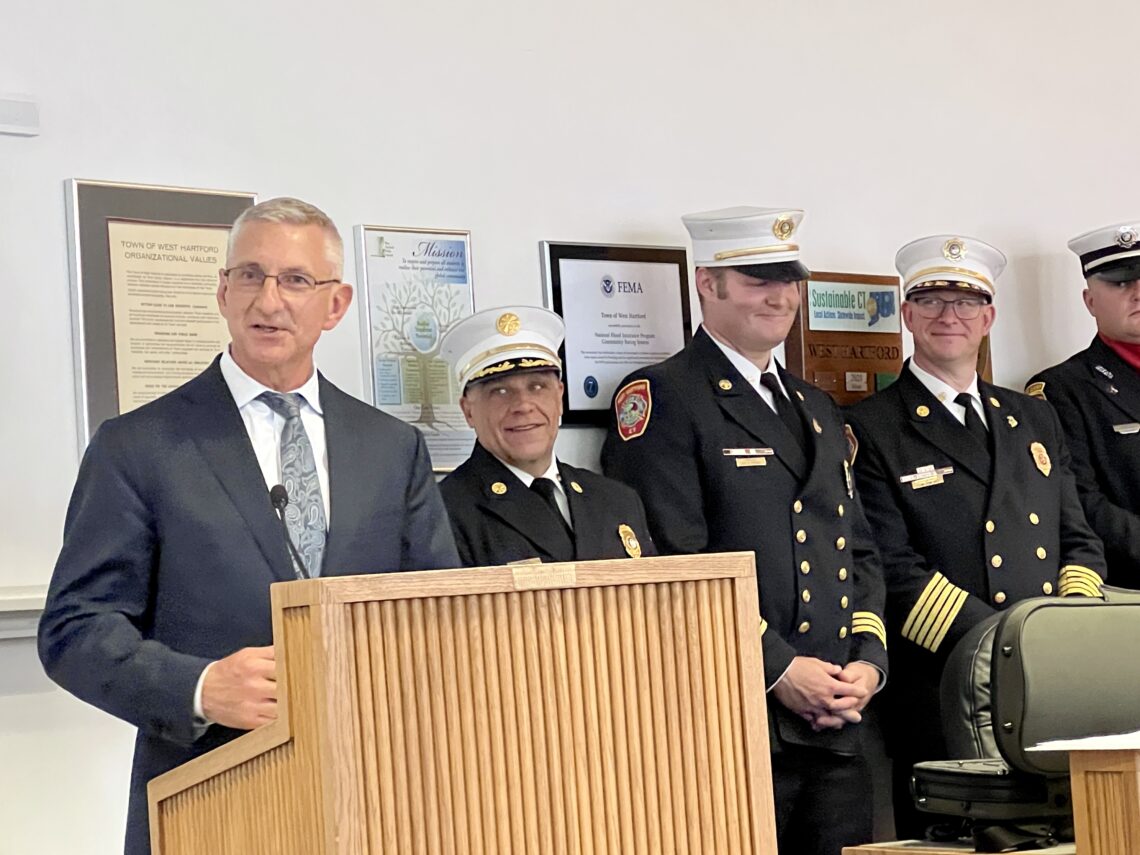 The Ultimate Sacrifice: West Hartford Honors the Fallen in Memorial Day ...