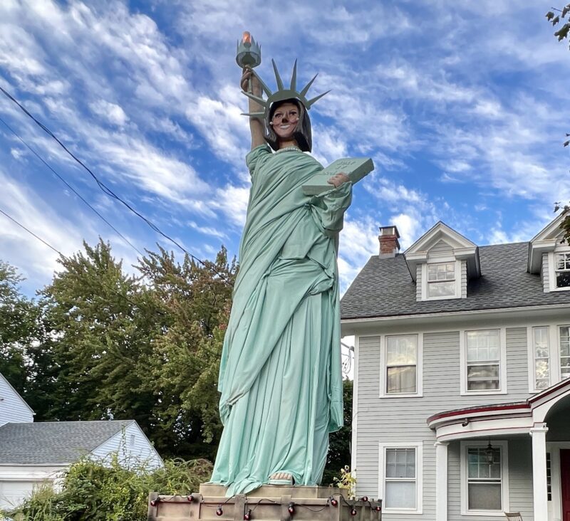 West Hartford Halloween House Dominated by Statue of 'Liberty' and ...