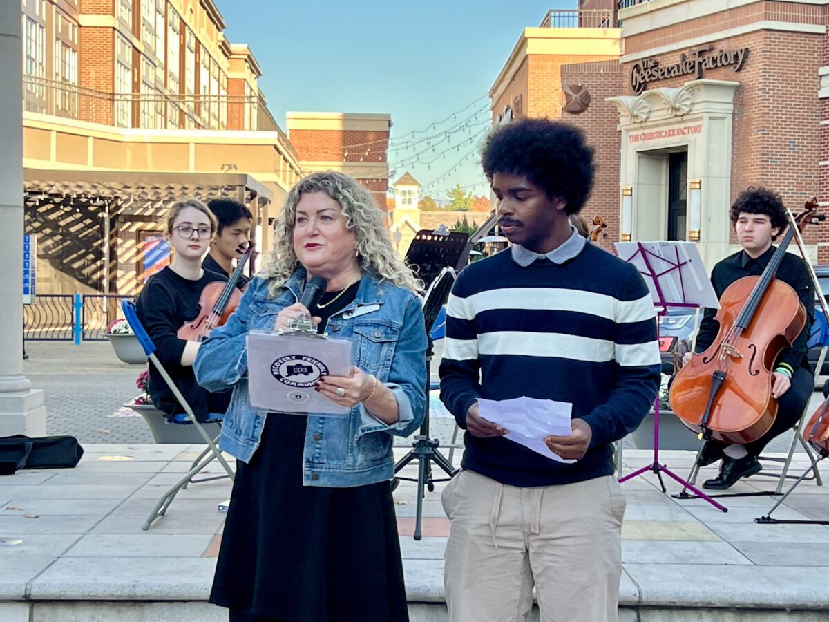 'A Seat for Everyone': West Hartford's First Able Table Dedicated in ...