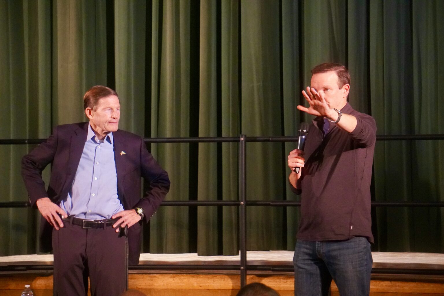 Passionate Crowd Engages with Connecticut Senators Murphy and ...