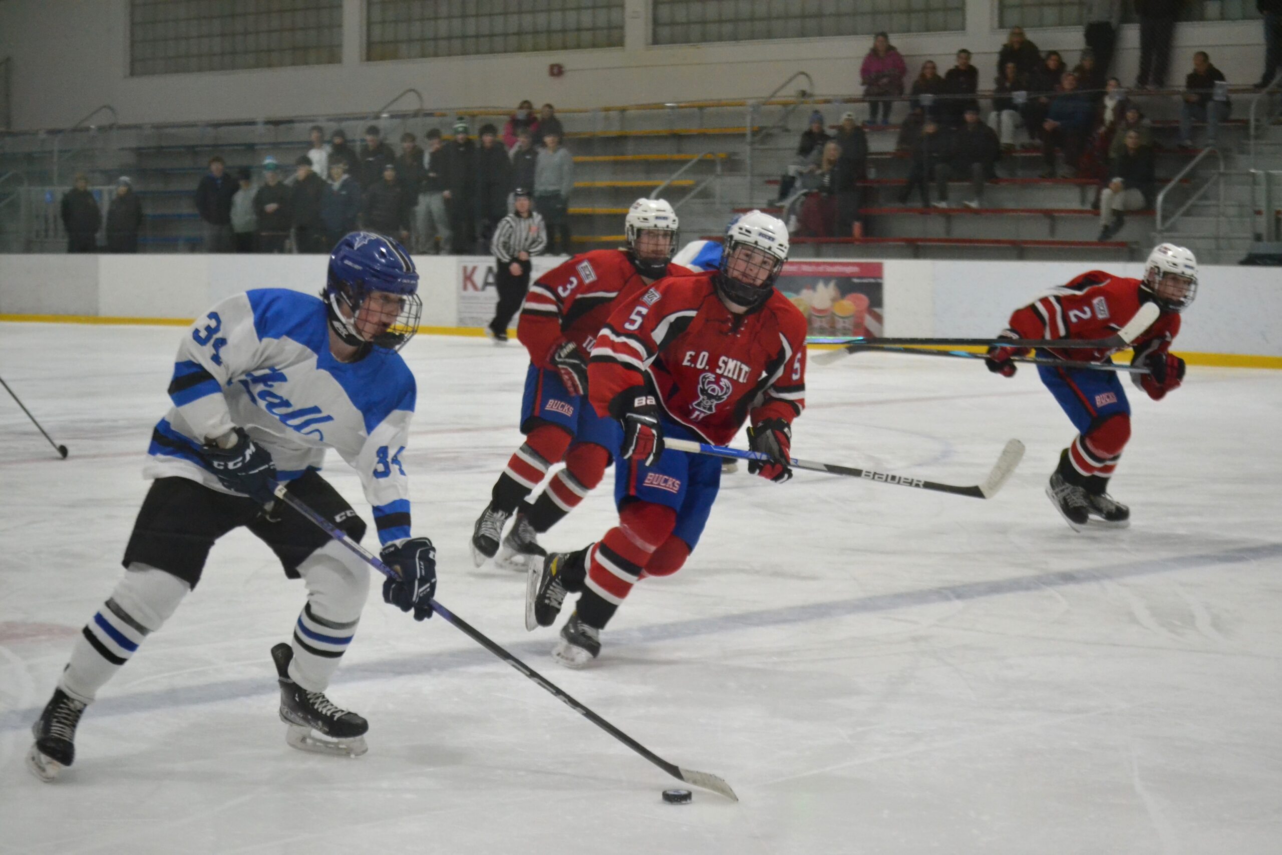 Hall's Ben Putnam carries the puck into the offensive zone - We-Ha ...