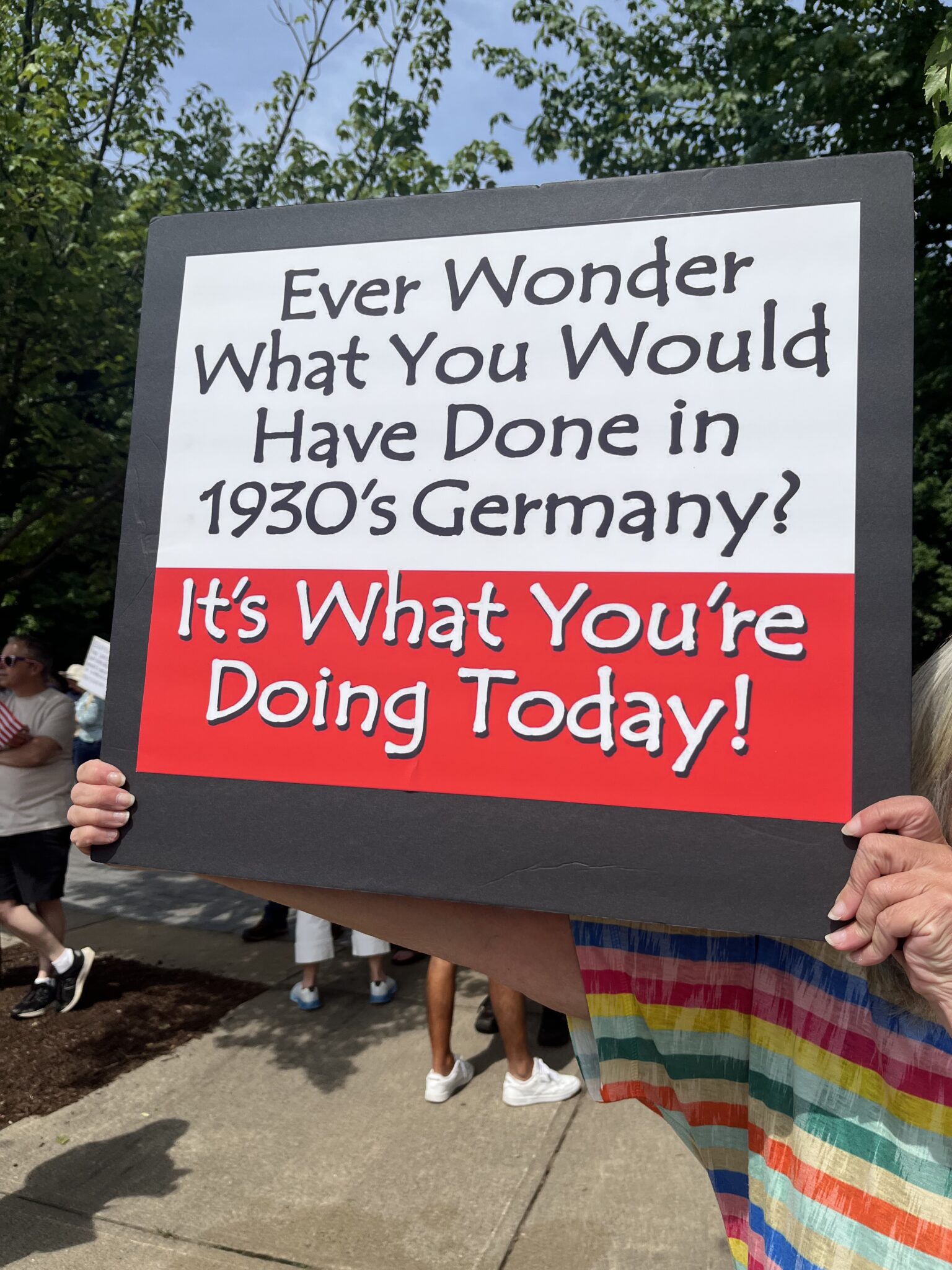 Large Crowd Rallies Saturday in West Hartford - We-Ha | West Hartford News