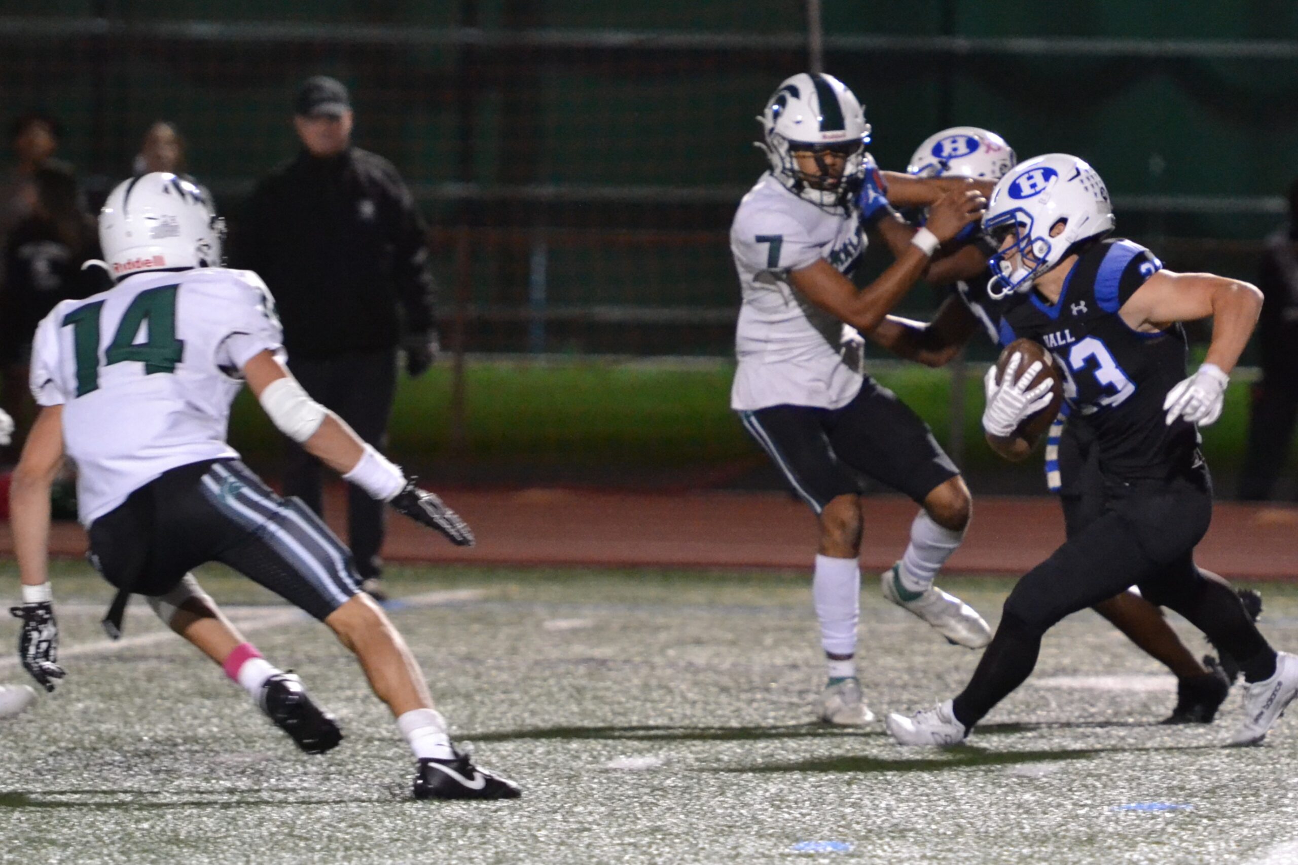 Ben Carlson looks for more yards late in the game for Hall - We-Ha ...