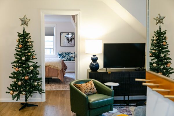 West Hartford-Based Design Firm Camden Grace Donates 'Merry Makeover ...
