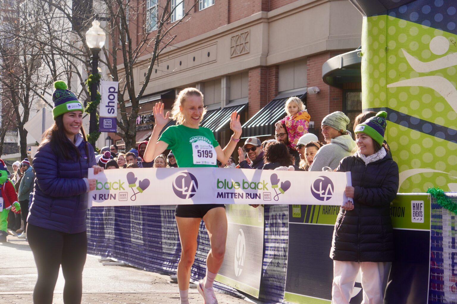 Runners Fill the Streets of West Hartford for Annual Blue Back Mitten ...